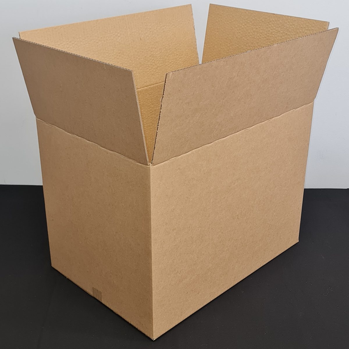 New S400 550x380x400 3C - Enmore Box